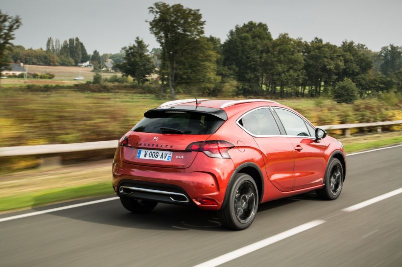 Тест-драйв автомобиля DS DS 4 Crossback: технические характеристики ...