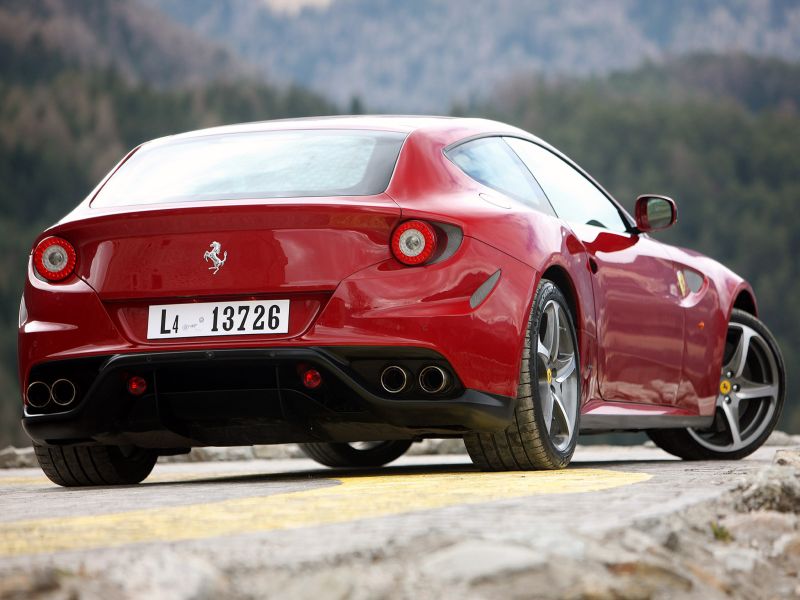 Всё о Ferrari FF: характеристики, комплектации, тест-драйв и сравнение ...