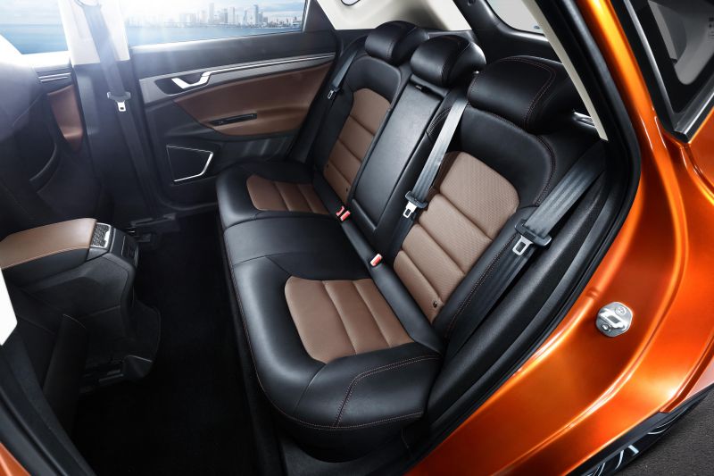 Geely GS: выбираем идеальную модель среди технических характеристик ...