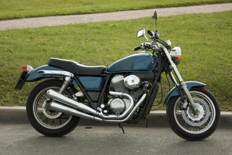 Как узнать всё о Honda VRX 400 Roadster: важные характеристики