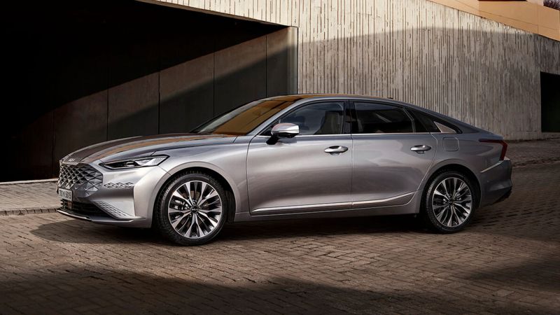 Всё о новинке KIA K900 2023: какие подробности знаем о флагмане на сегодня